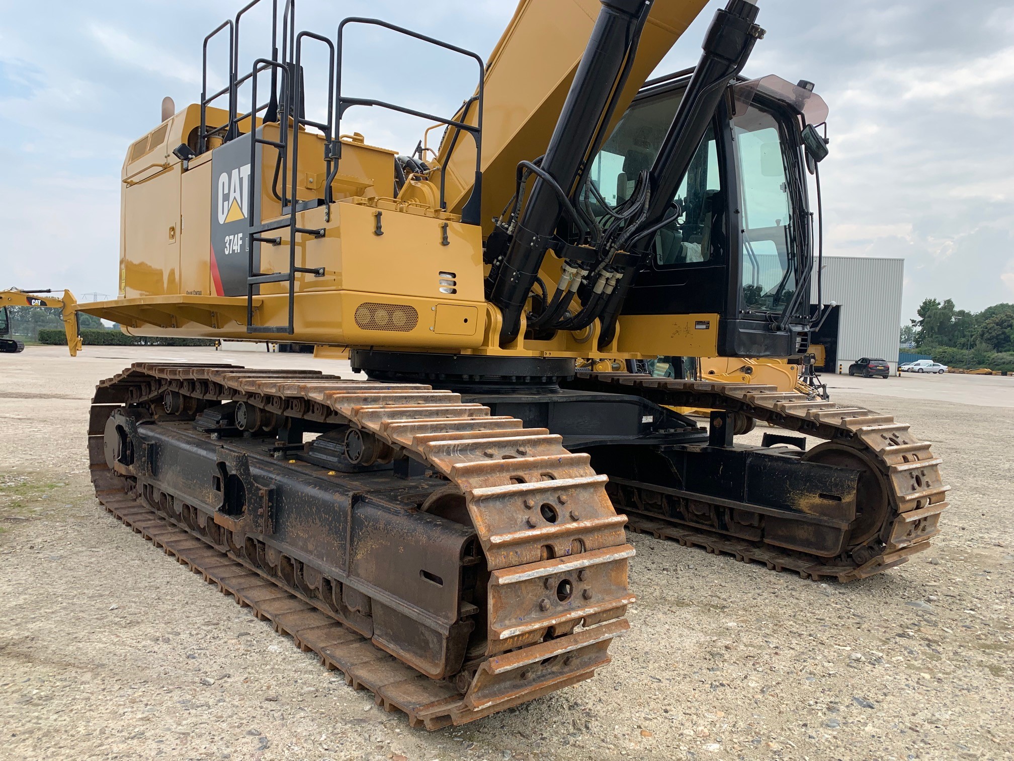 Caterpillar 374F-L (2019) - Ligro